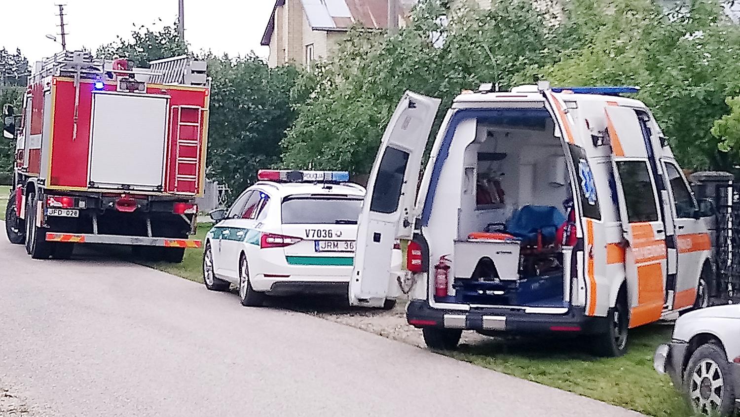 Įkrito į garažo duobę - ukzinios.lt